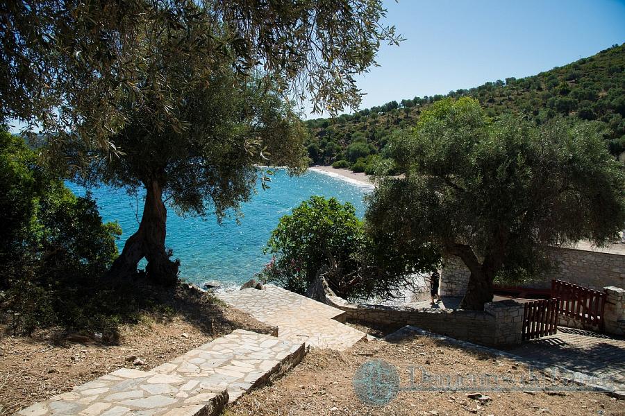 Παραθαλάσσιο αρχοντικό προς πώληση στο Πήλιο